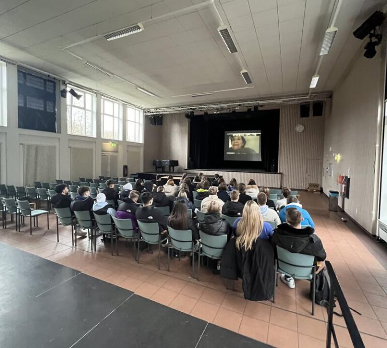 Gymnasium Stift Keppel (Hilchenbach): Von Zweitzeugen zur Zeitzeugin ...